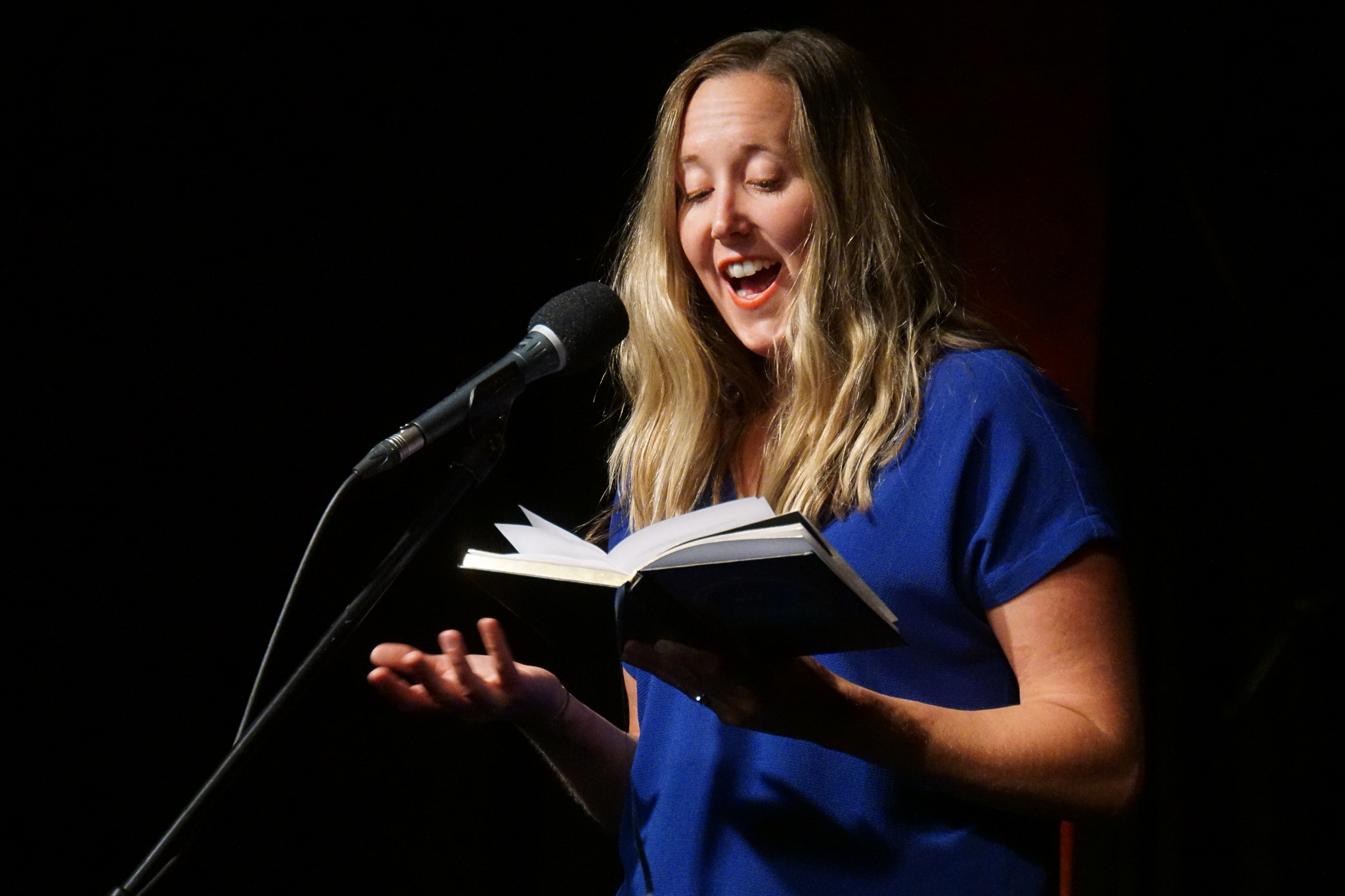 "Hottie Hunter" (Victoria) · Episode 618 · Grownups Read Things They ...